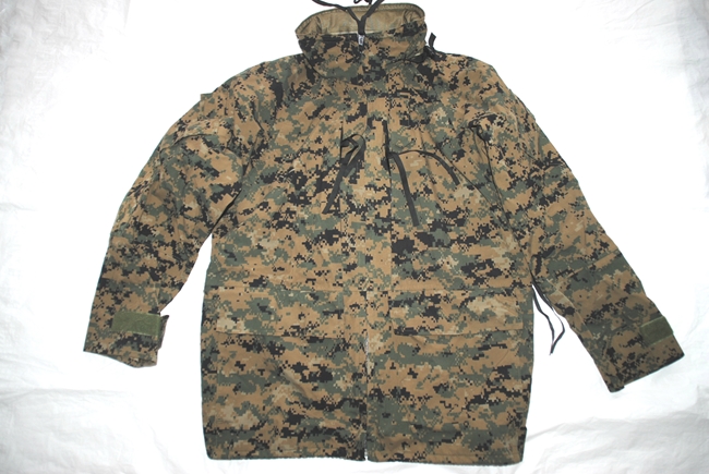 USMC GEN II APECS GORE-TEX COLD WEATHER MARPAT CAMO PARKA - MEDIUM REGULAR