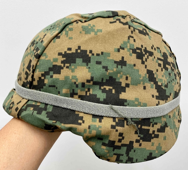 GENUINE USGI USMC PASGT COMBAT HELMET WITH WOODLAND MARPAT COVER - MEDIUM